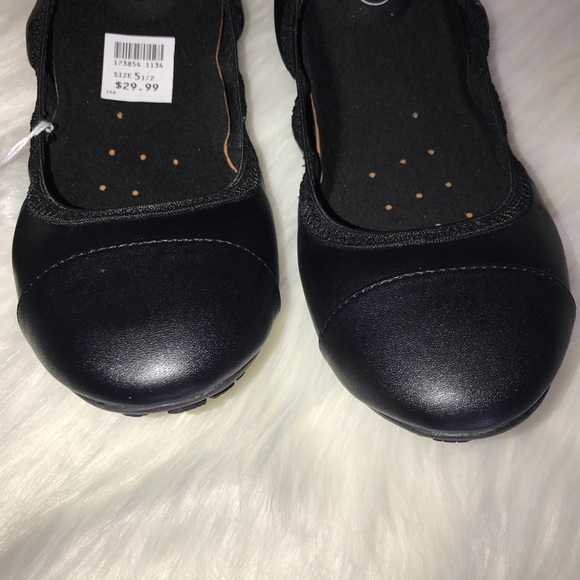 Safetstep | Shoes | Safe T Step Slip Resistant Carrie Scrunch Flats ...